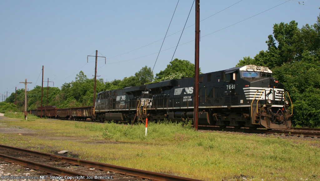 NS 7661 & 7665 on 66Z